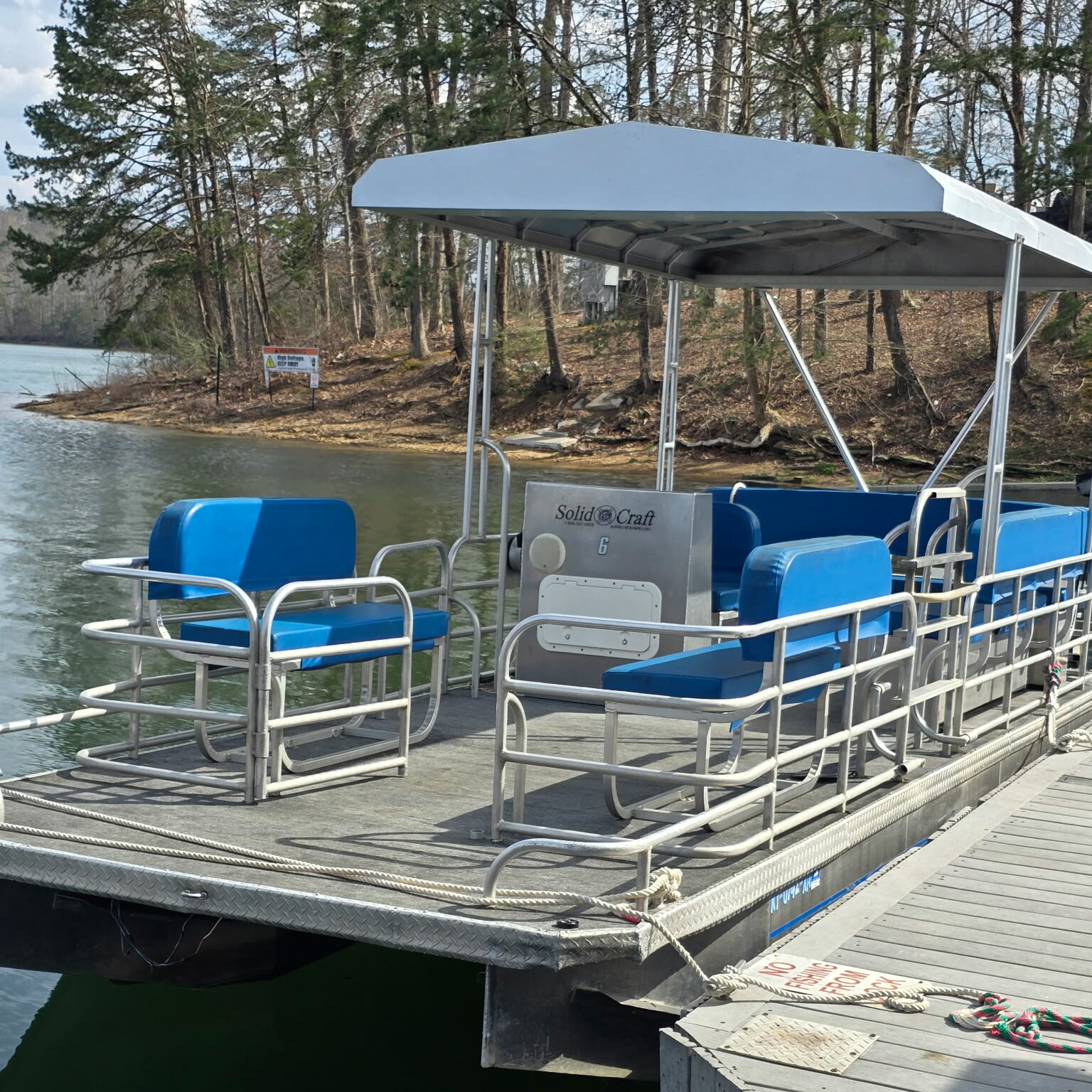 #6 Standard 25′ – Holly Bay Marina Rentals